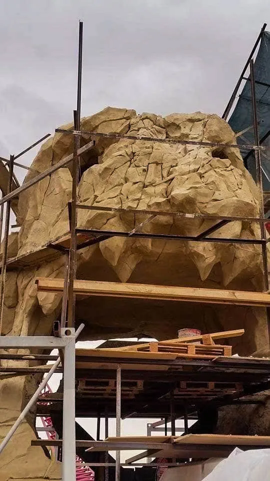 Master Art Fabrication » Fake Rock Building